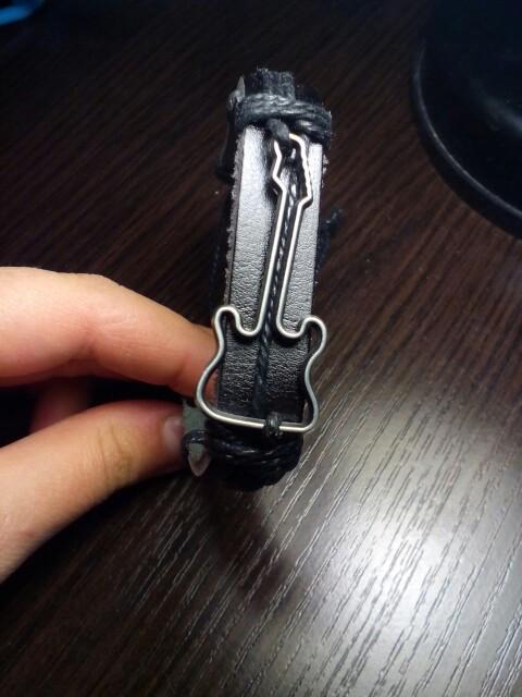 Antique Leather Hollow Guitar Bracelet - Artistic Pod